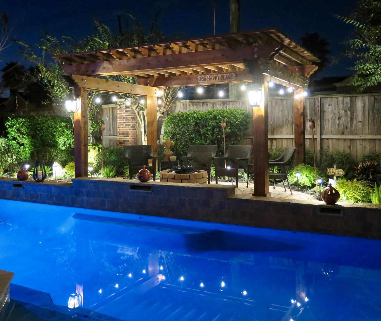 Life By The Pool. . .it's just BETTER!: Outdoor Lighting