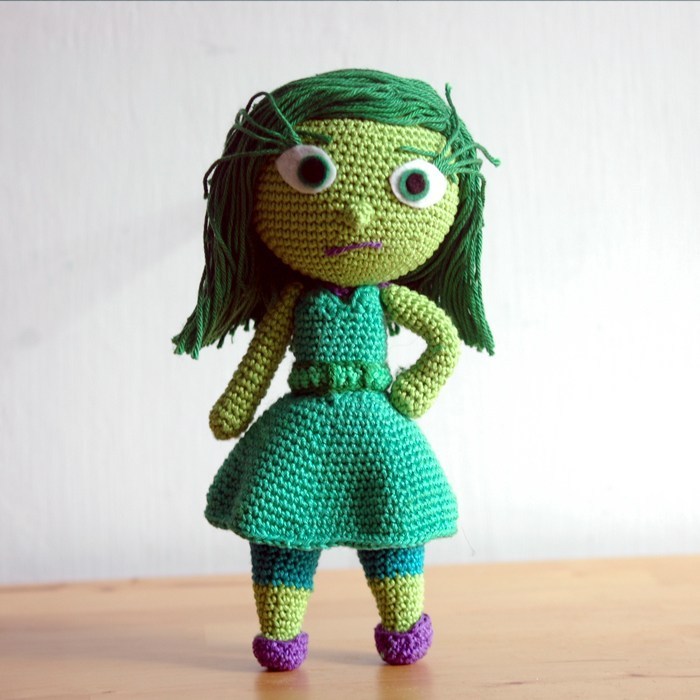 Musings of an Average Mom: Inside Out - Free Crochet Patterns