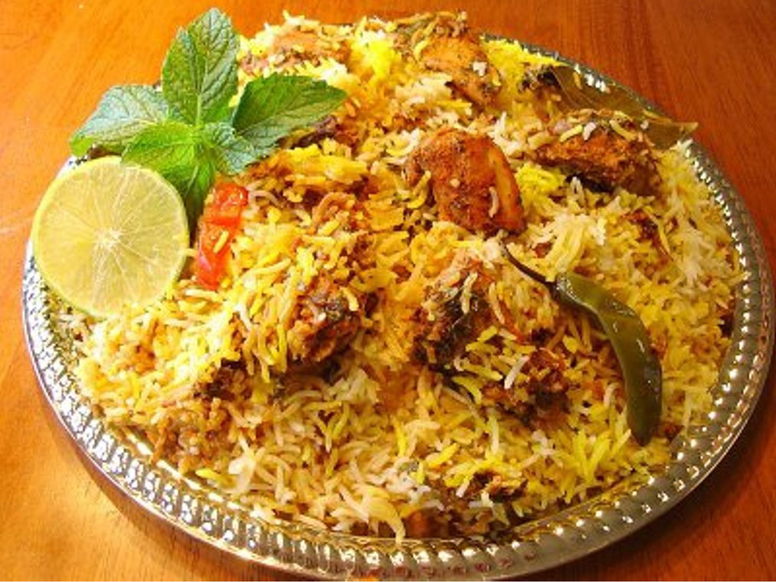 Food: 10 Mouth Watering Tradition Pakistani Dishes
