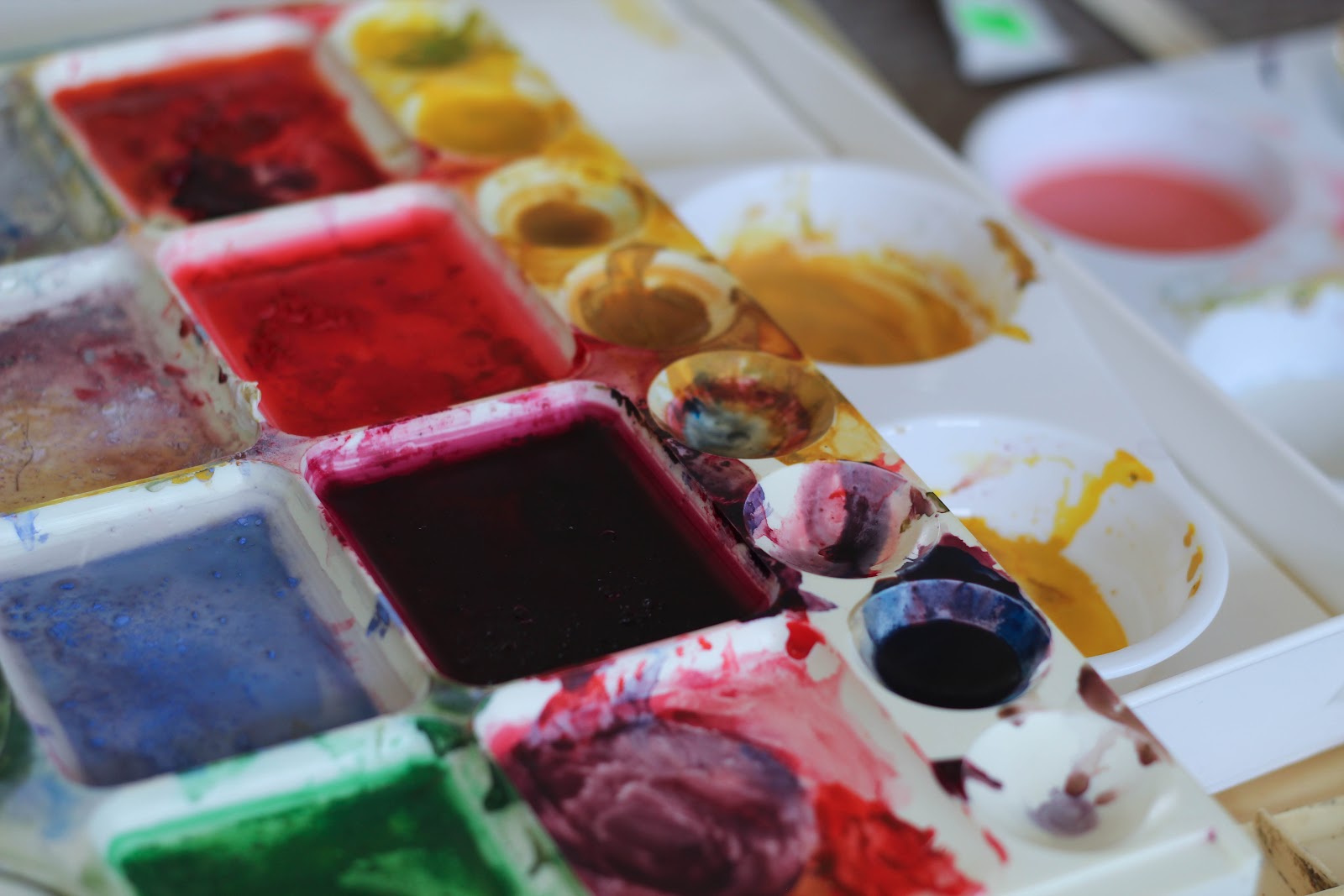 Chasing Santa Fe: Gail Factor - Spirit of a Studio