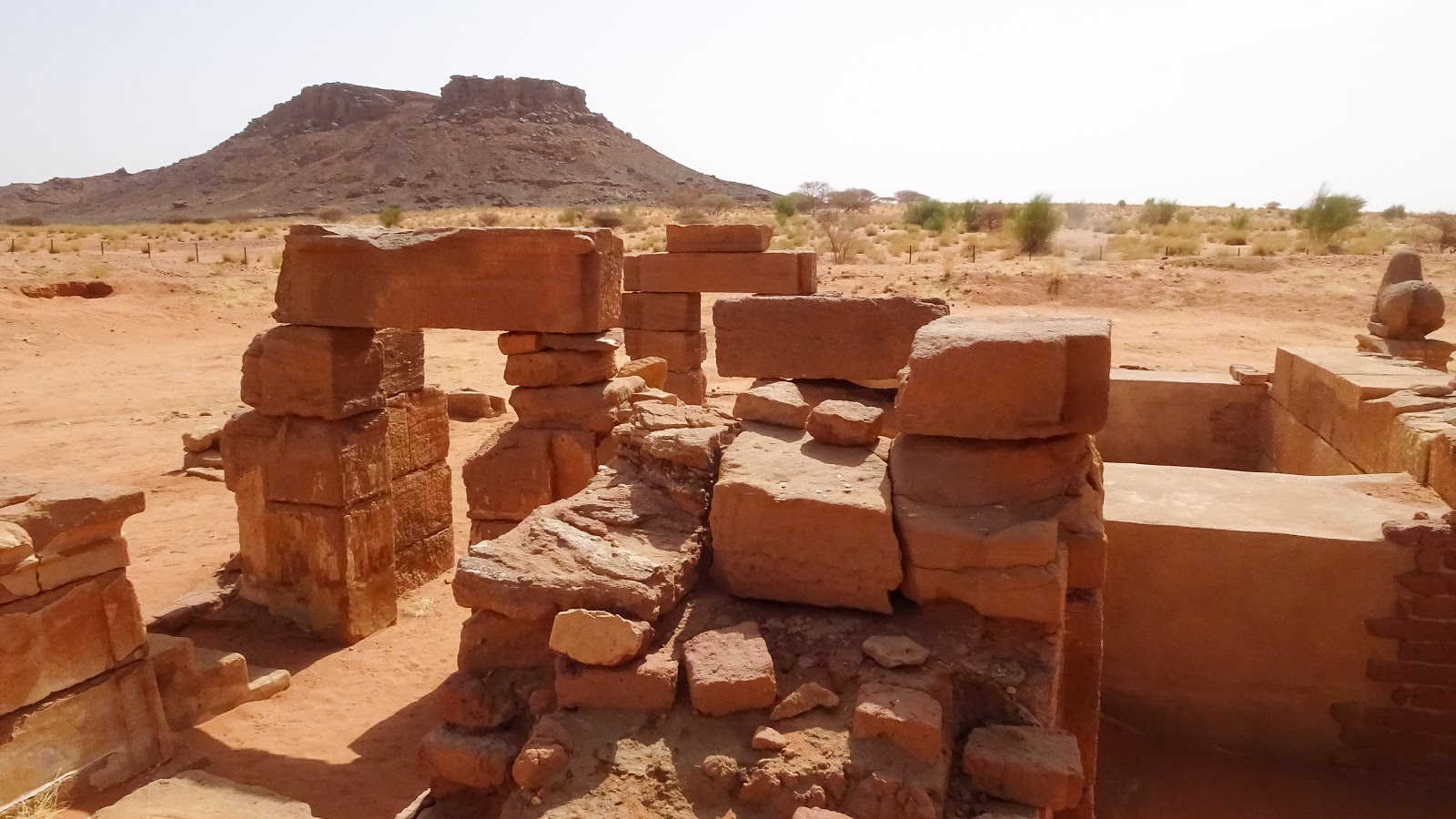 Sudan - Driving through the desert - Sven's Travel Venues