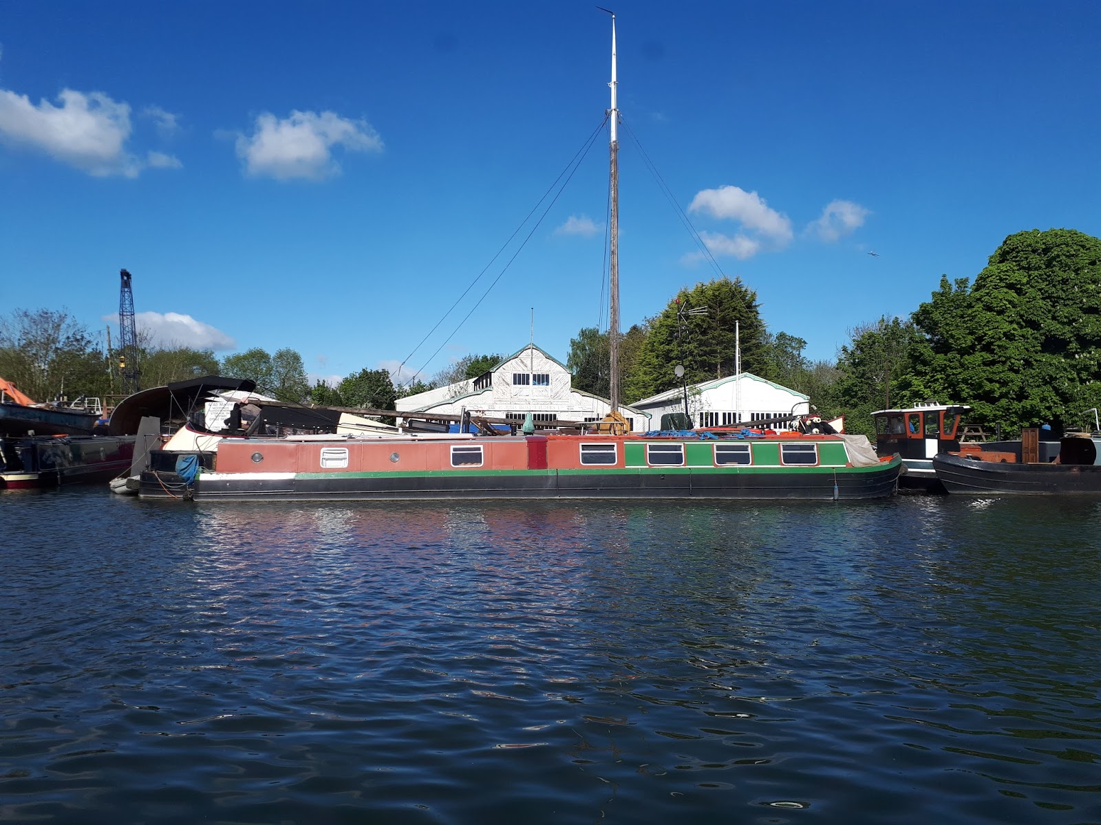 and Millie makes three: Boveney Lock Moorings (River Thames) – Tuesday ...