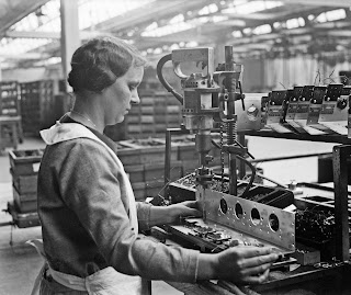 History in Photos: Atwater Kent radio factory