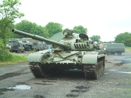 T-72 Main Battle Tank | WEAPONARY BLOG