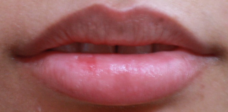 My Icy World of Color: The Perfect Red Lips Tutorial