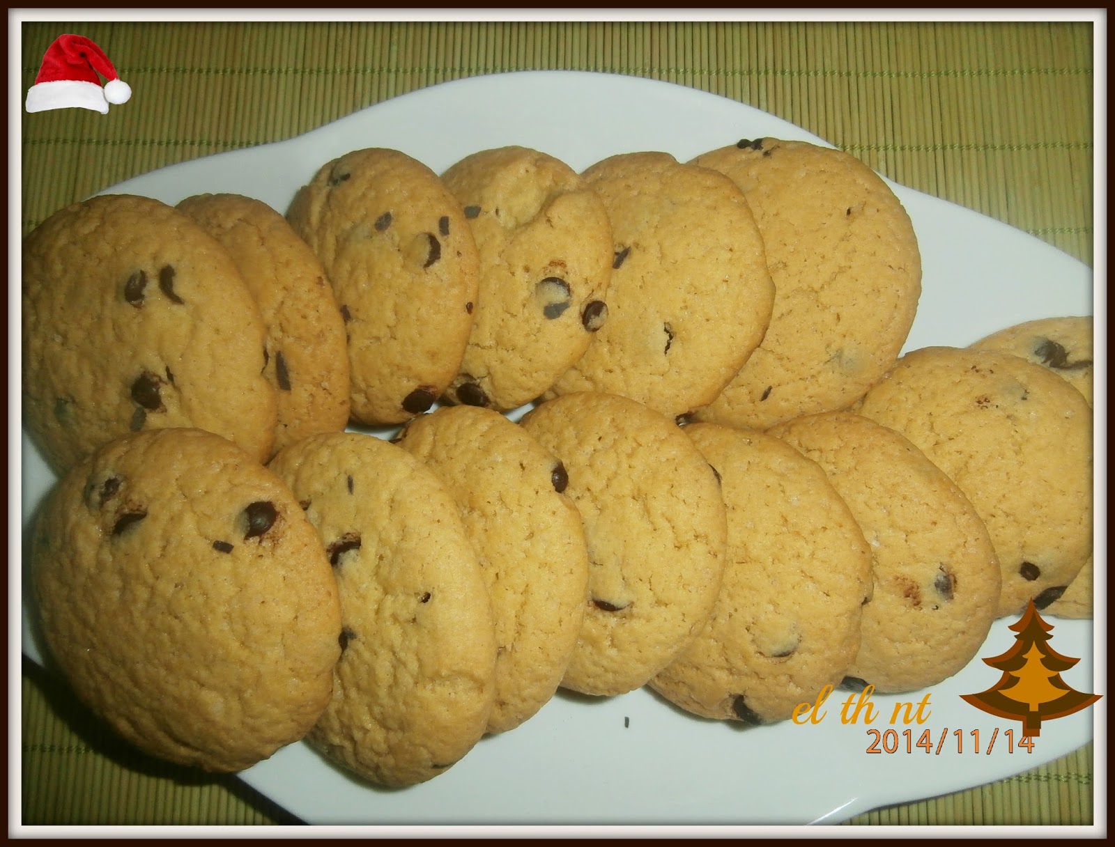 ΠΛΑΘΩ ΖΥΜΑΡΑΚΙΑ ΜΕ ΤΑ ΔΥΟ ΧΕΡΑΚΙΑ ..: COOKIES ΜΕ ΣΤΑΓΟΝΕΣ ΣΟΚΟΛΑΤΑΣ