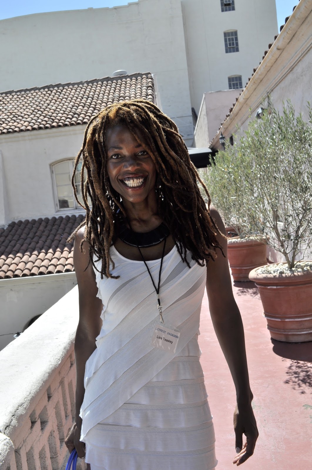 On The Other Side Of The Eye: Author Spotlight: Lisa Teasley