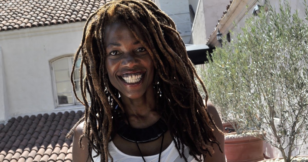 On The Other Side Of The Eye: Author Spotlight: Lisa Teasley