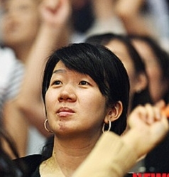 Funny KOREA TV ad: PSY(psi)'s wife is also a woman. So makeup cosmetics ...