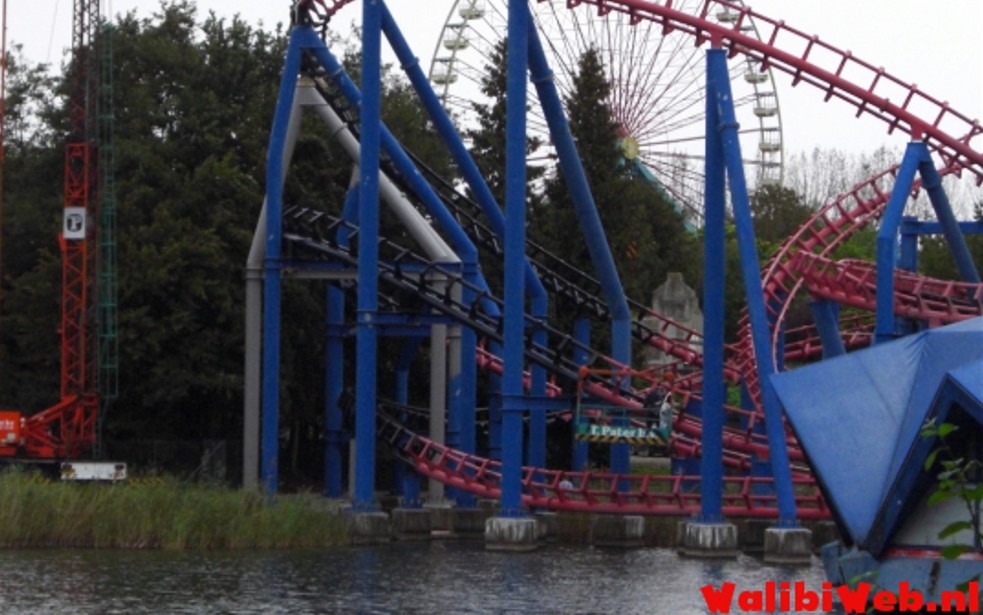 Rénovation pour Xpress à Walibi Holland - PARKS Trip