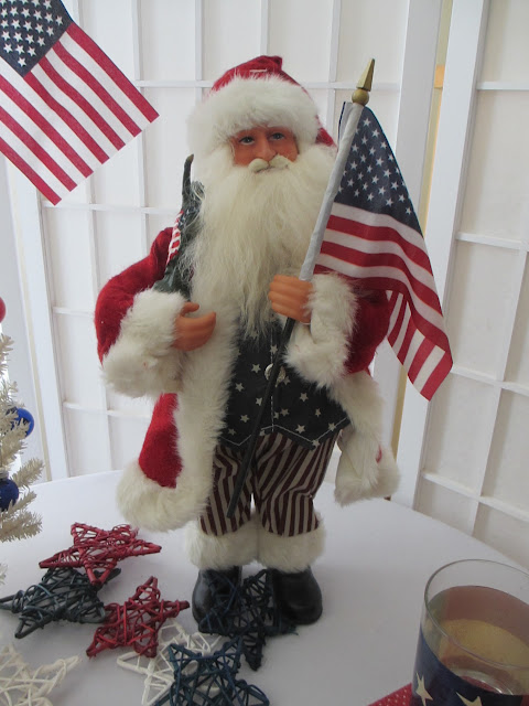 Table for One: Patriotic Santa