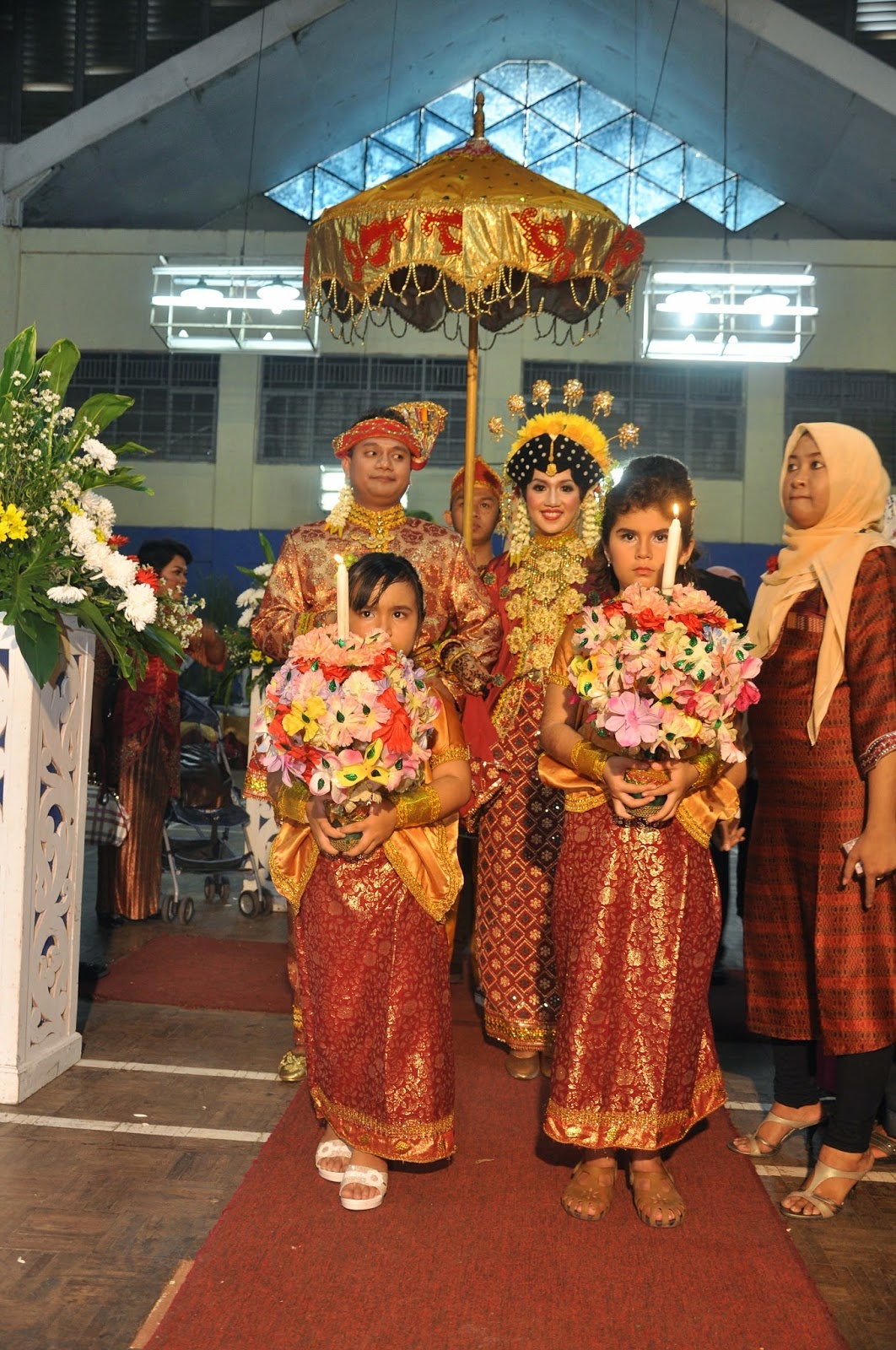 " SANGGAR NUSANTARA DOT COM " | Jakarta: Pengantin adat Bima di Jakarta ...