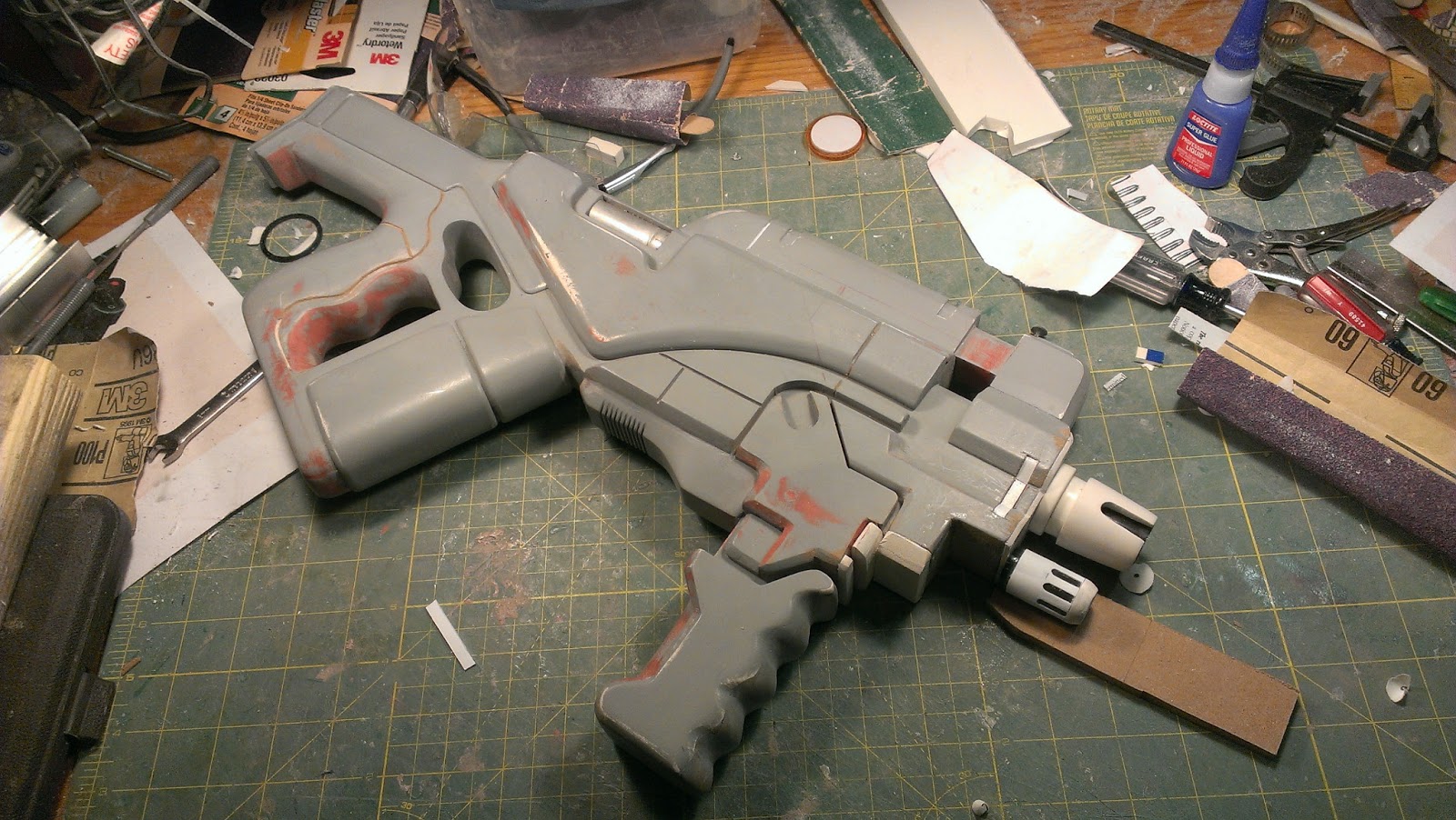 Weaselhammer Props: Mass Effect M-12 Locust SMG