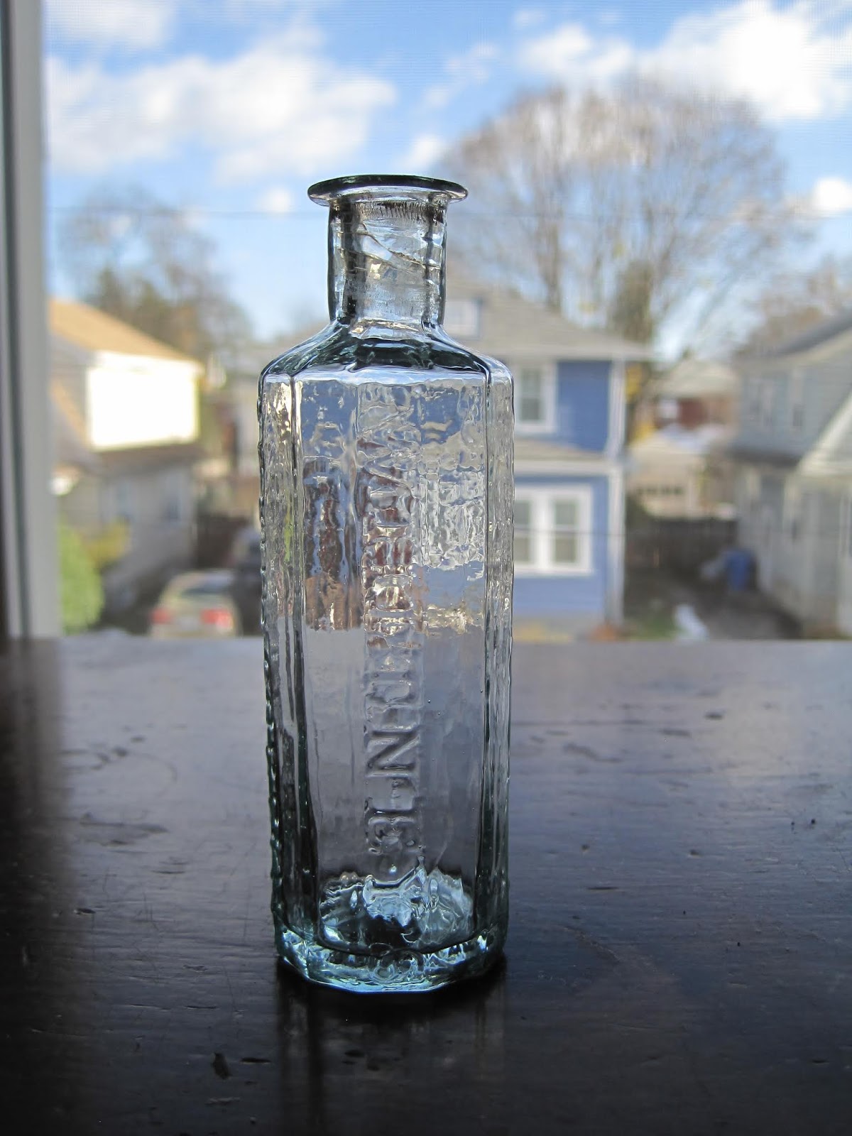The Miscellaneous RI Bottle Blog: Pontiled Medicine Bottles of Rhode Island