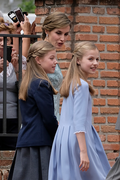 Royal Family Around the World: Spanish Royals Attend Their Daughter ...