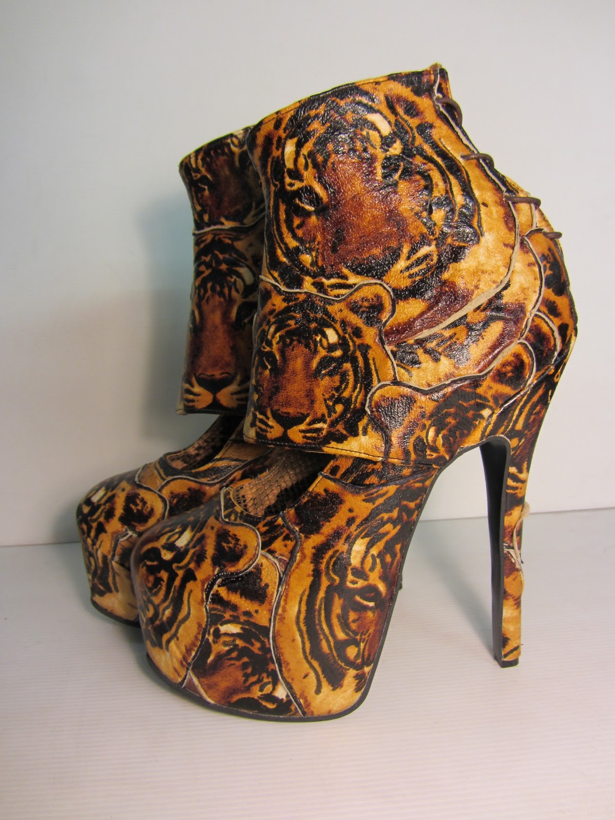 LIZARELLA: NATACHA MARRO - Animal shoes to kill for!