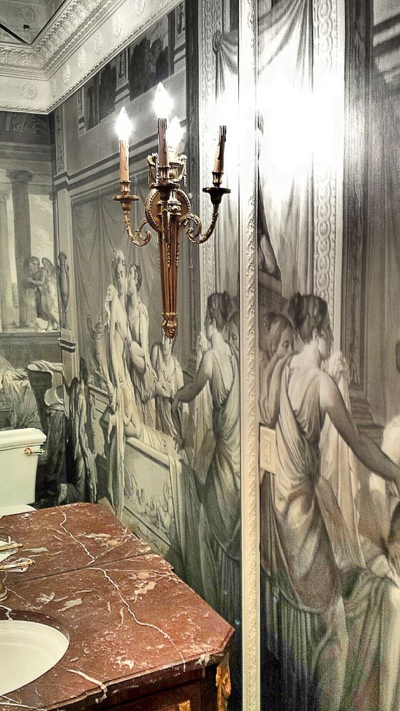 Eye For Design: Decorating With Grisaille For Soft Elegant Walls