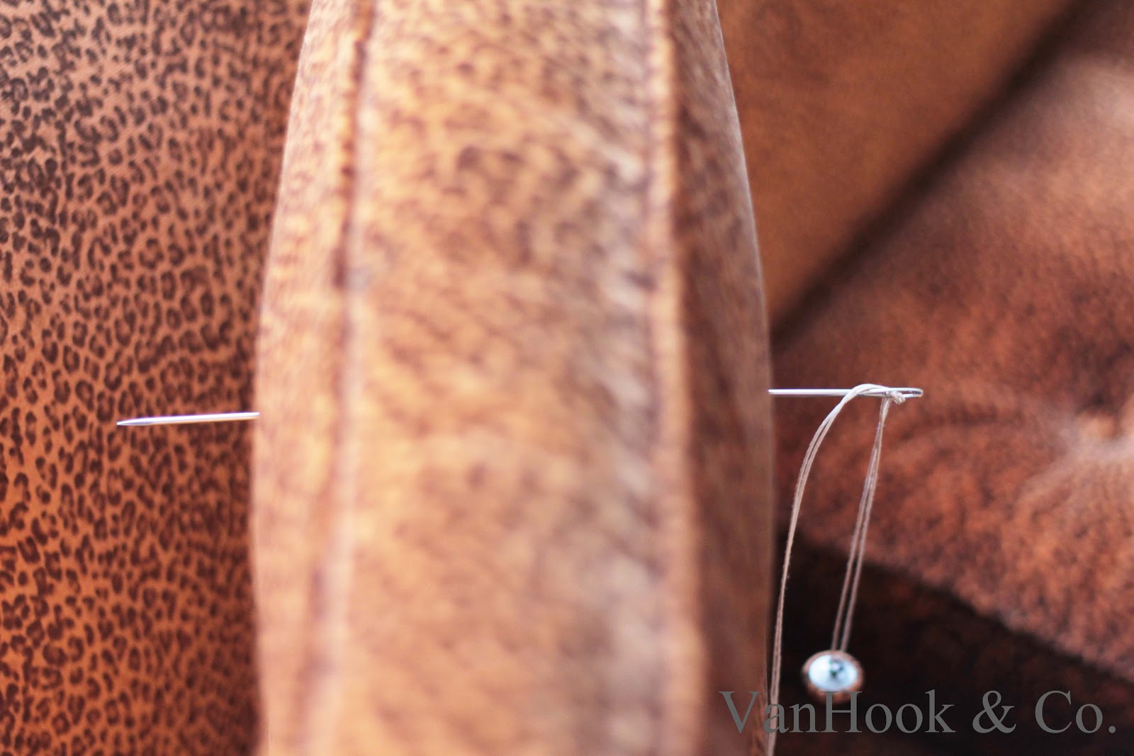 VanHook & Co.: How to Tuft furniture