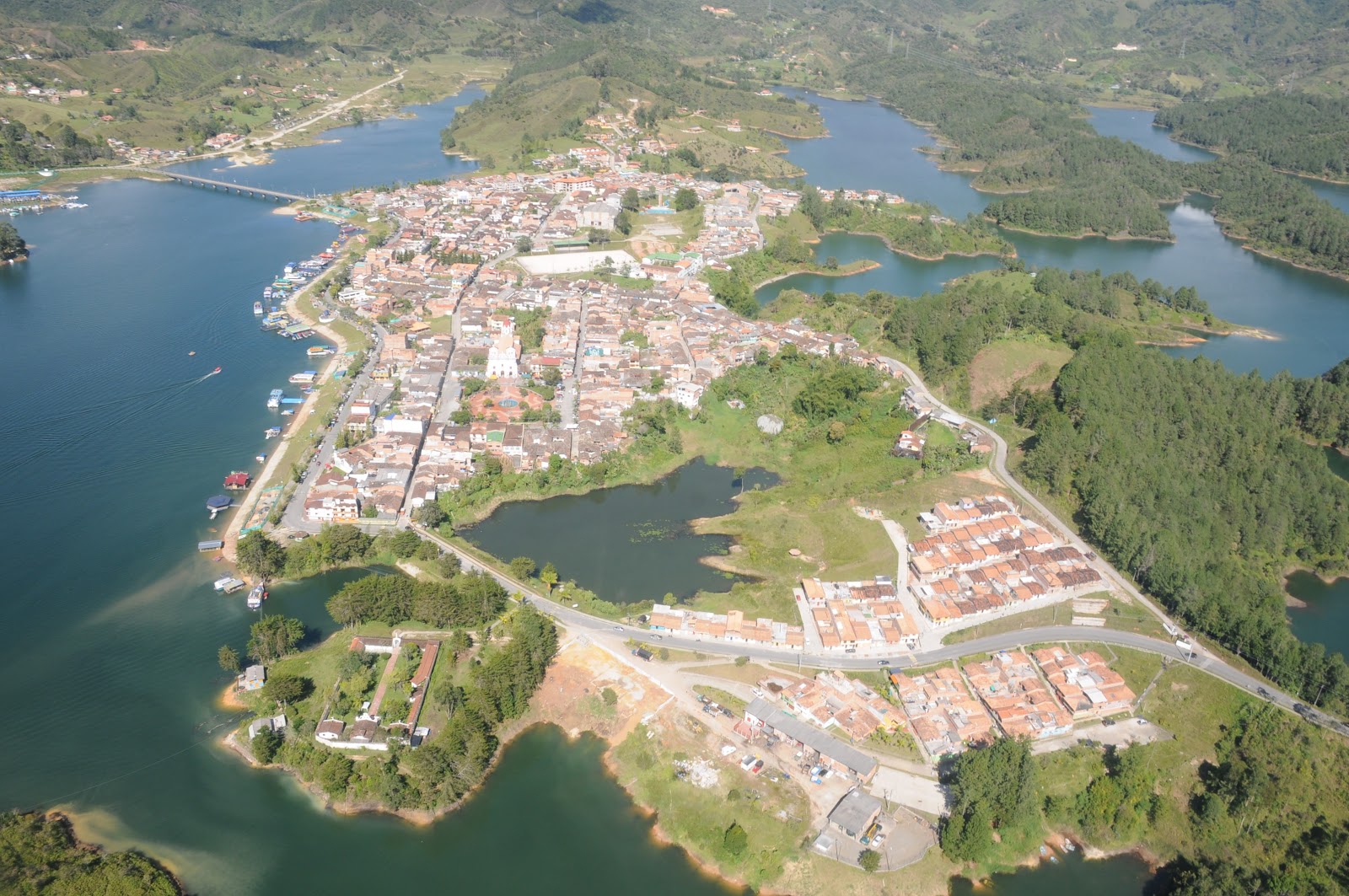 GUATAPE- ANTIOQUIA