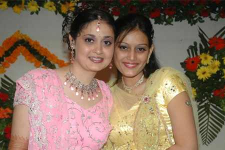 Bengali Desi Aunties _ Hot Photos and Stills | Mallu Surf