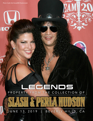 Ex-esposa de Slash coloca itens pessoais do músico à venda