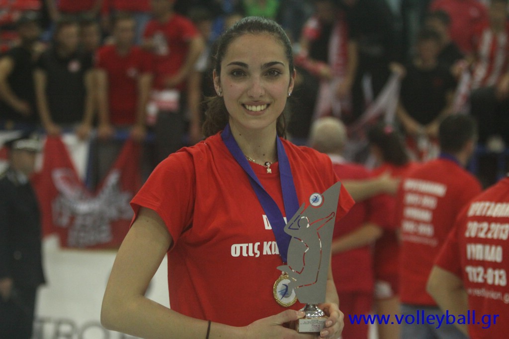drapetsonavolley: Η ΜΑΝΩΛΙΝΑ ΚΩΝΣΤΑΝΤΙΝΟΥ MVP ΤΟΥ FINAL 4 ΤΟΥ ΚΥΠΕΛΟΥ
