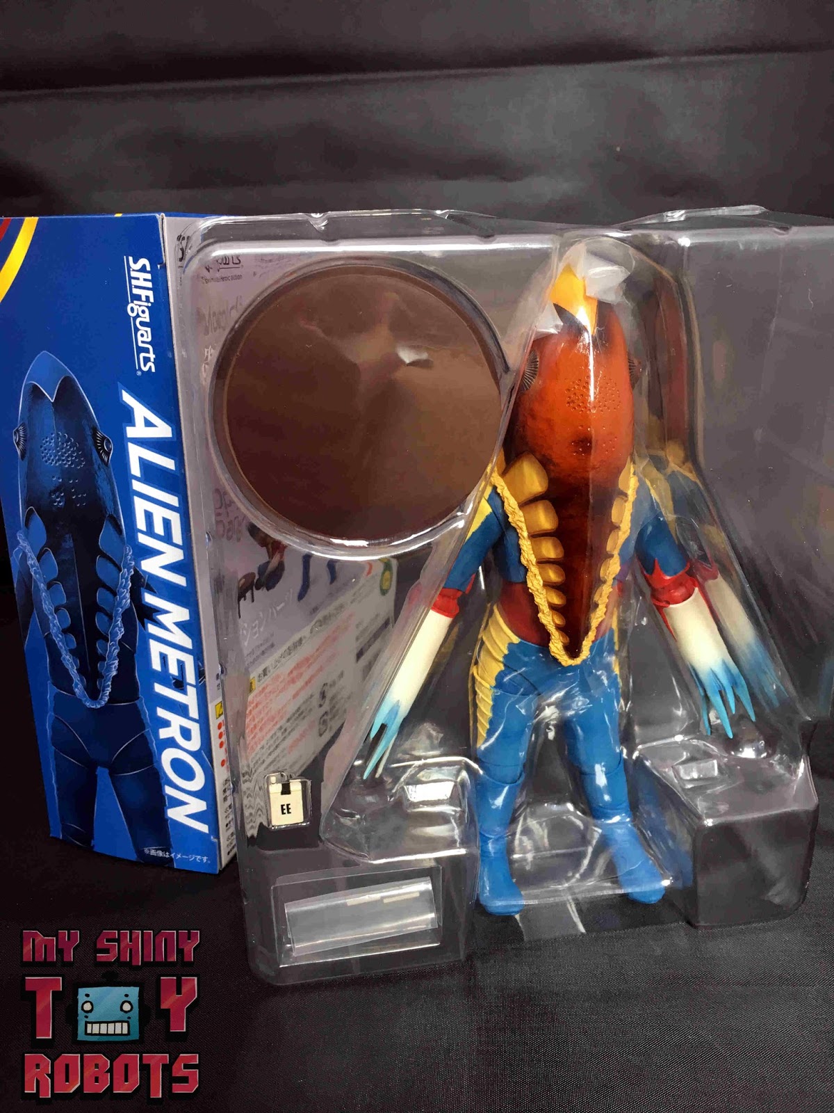 My Shiny Toy Robots: Toybox REVIEW: S.H. Figuarts Alien Metron