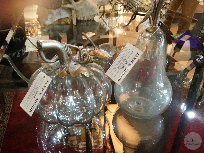 the kat's meow: Heads to the floor, for Janice Minor.