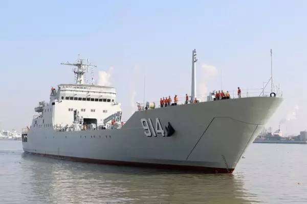Asian Defence News: 3 new Chinese Navy PLA Type 072A-class landing ...