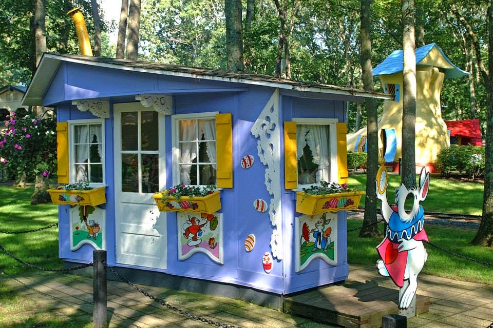 Biblio Feel - Library Feel: Places To Visit: Storybook Land - New ...