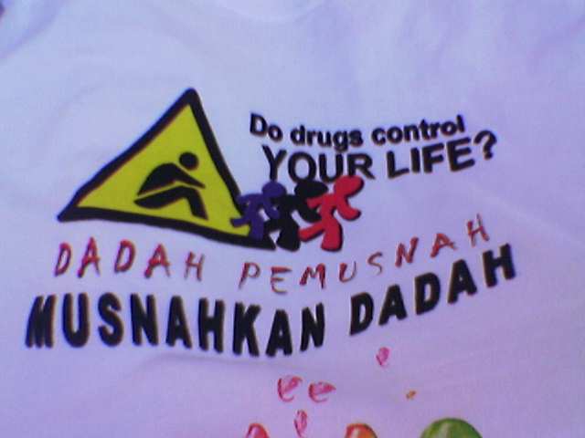 E-KAUNSELING SMKS: PAMERAN DADAH DAN CERAMAH ANTI DADAH