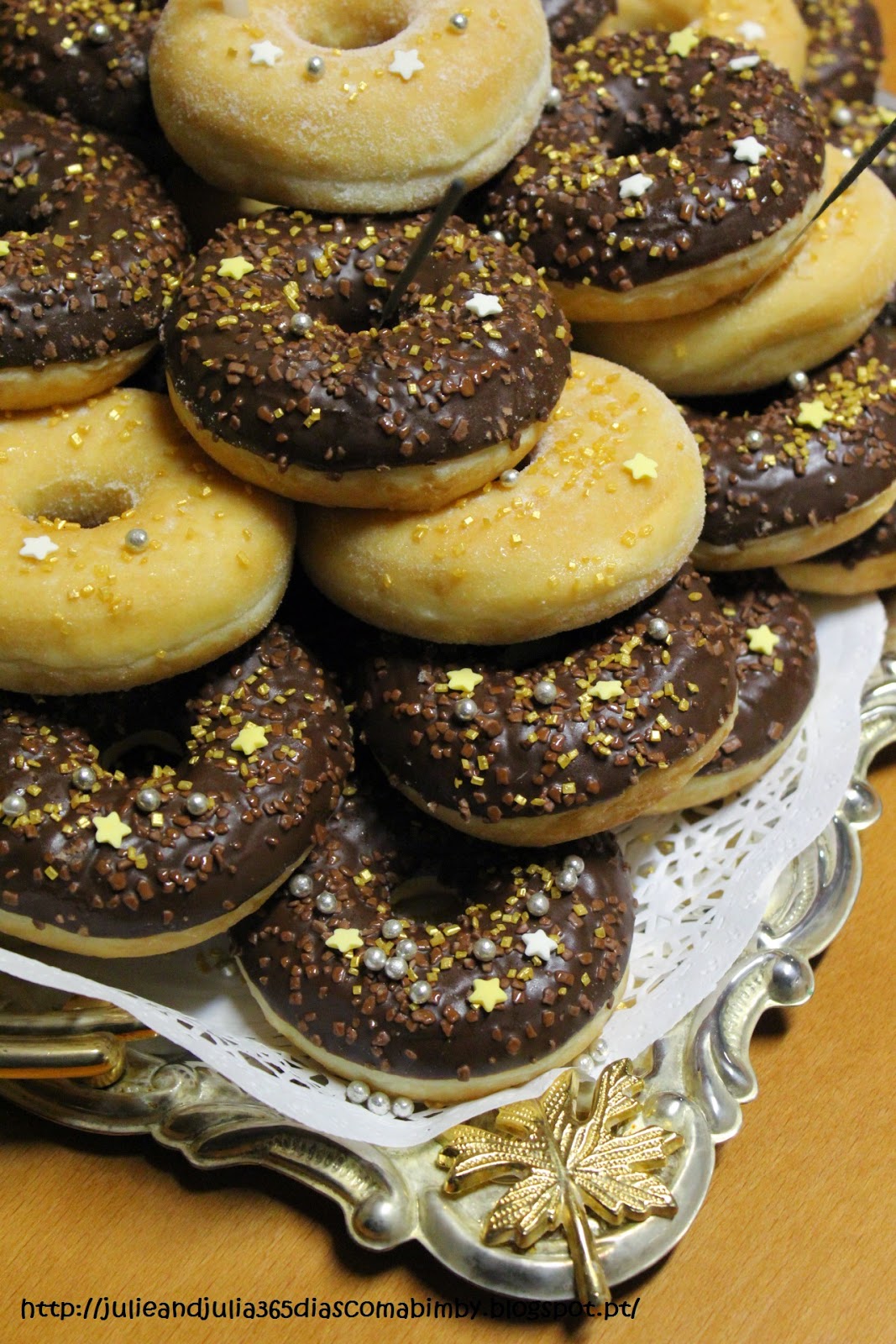 Julie and Julia 365 dias com a Bimby: BOLO DE ANIVERSÁRIO DE DONUTS