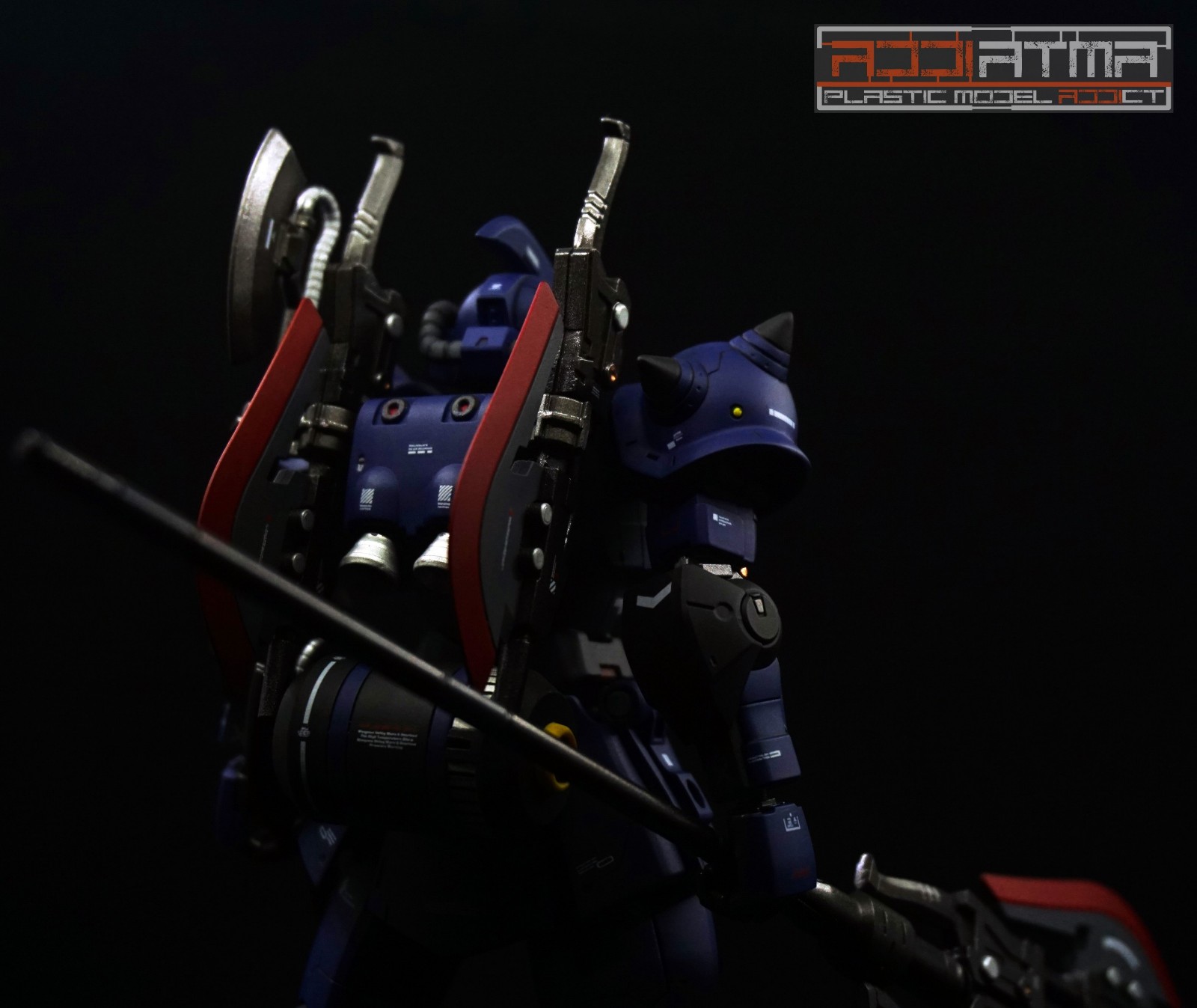 Custom Build: HG 1/144 Act Zaku "Raven"