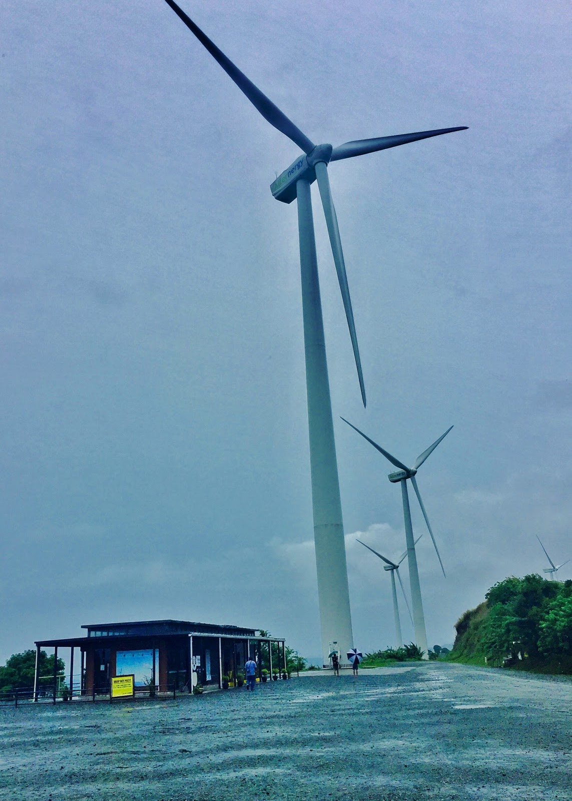 Celebrating life to the fullest!: Pililla Wind Farm
