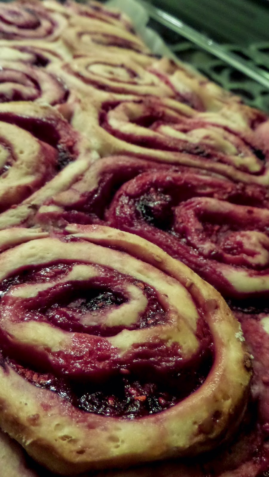 Twisted Or Knot: Homemade Raspberry Rolls