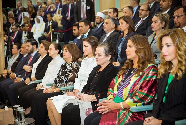Queen Rania attended the opening of Jordanian parliament