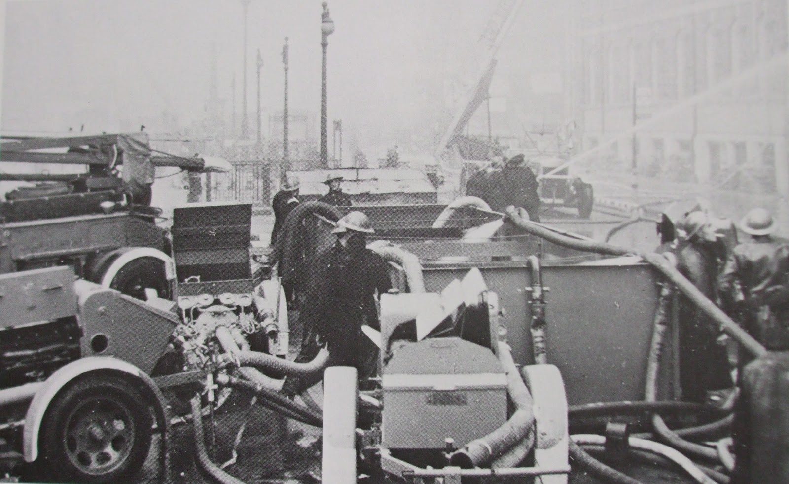 Blitzwalkers: Footprints of The Blitz (4)