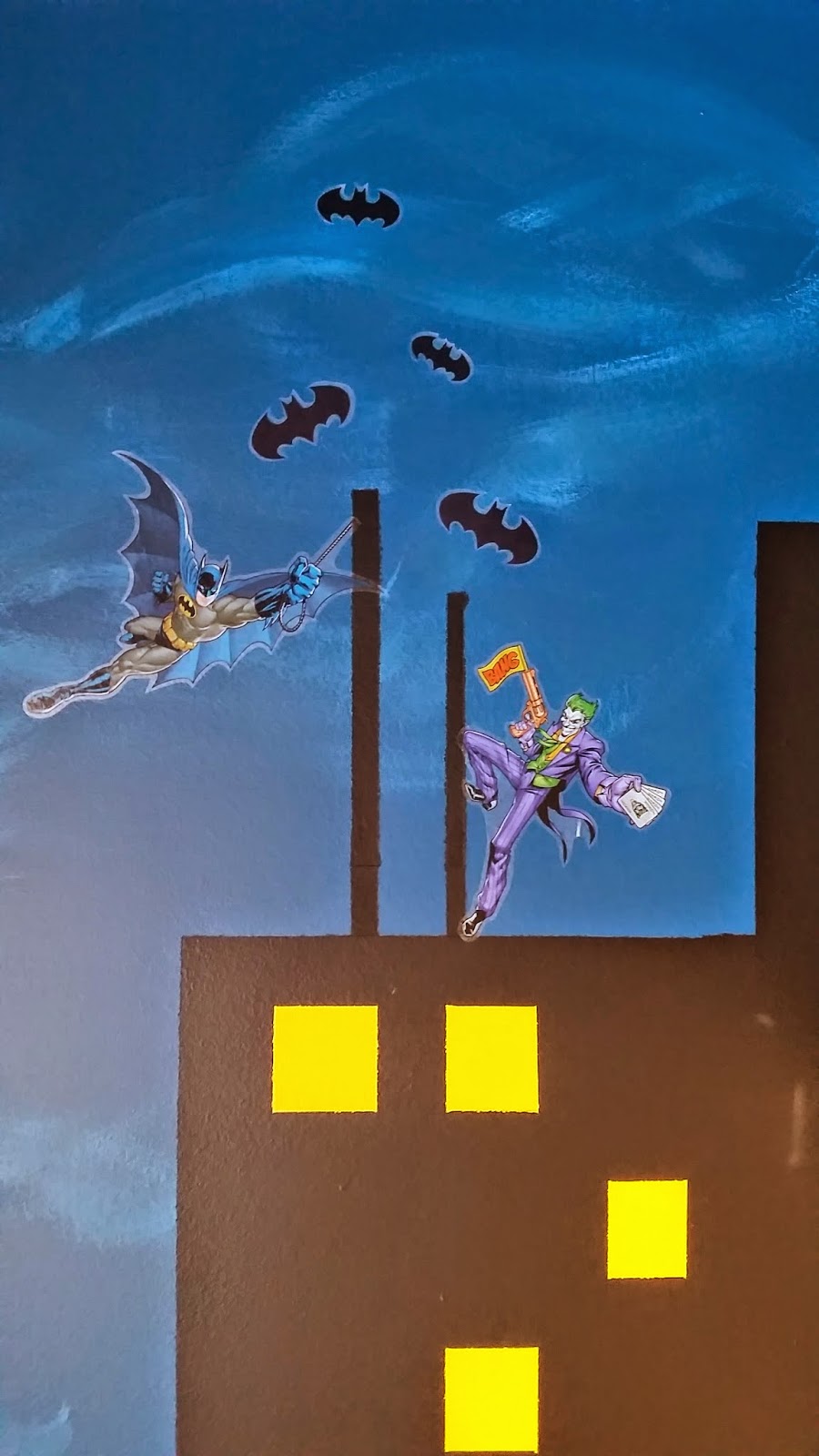 Happily Me : DIY Batman Cityscape Bedroom