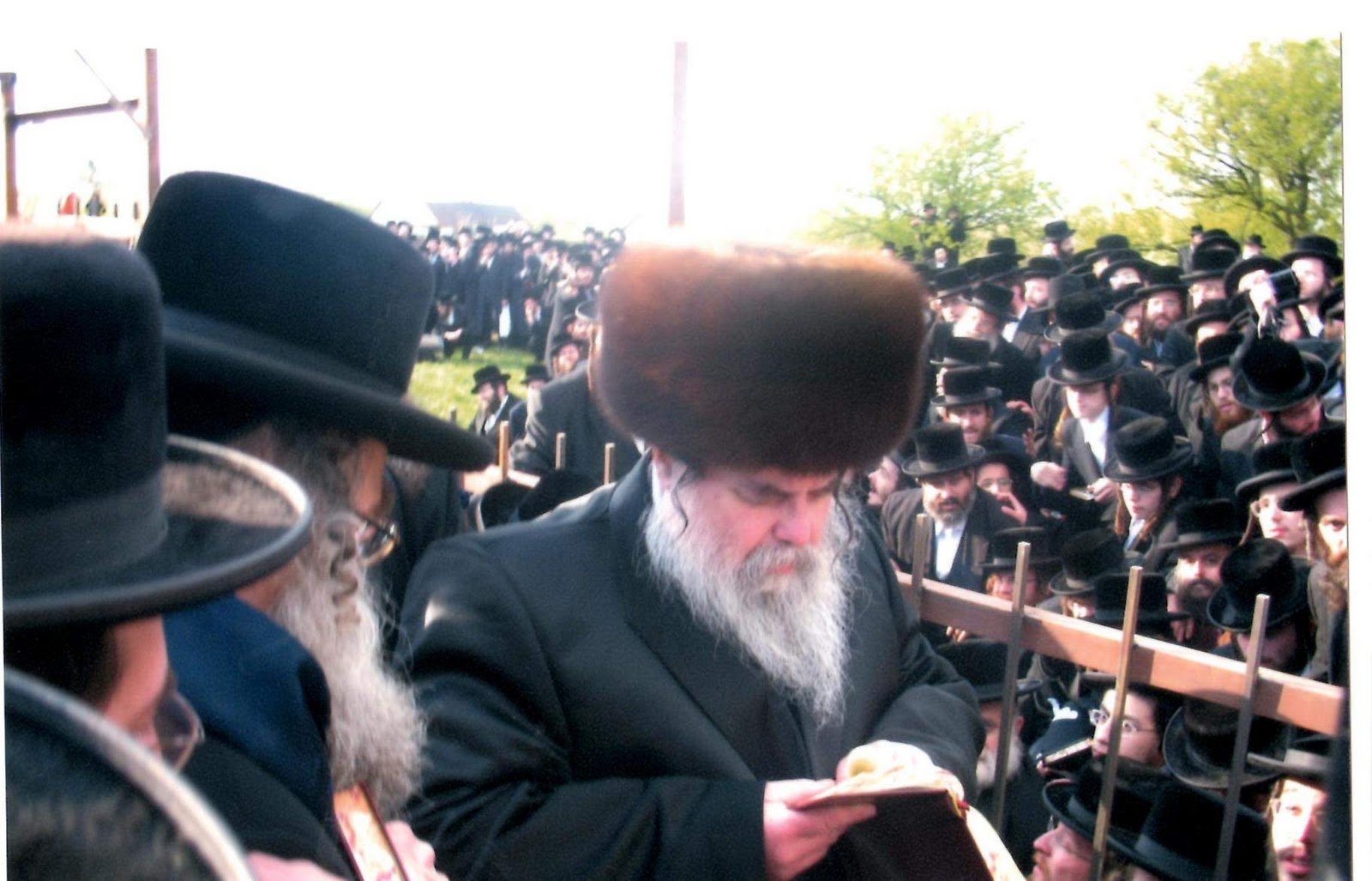 The Philippi Collection: The Jewish Kolpik (קאלפיק) and Spodik (ספודיק)