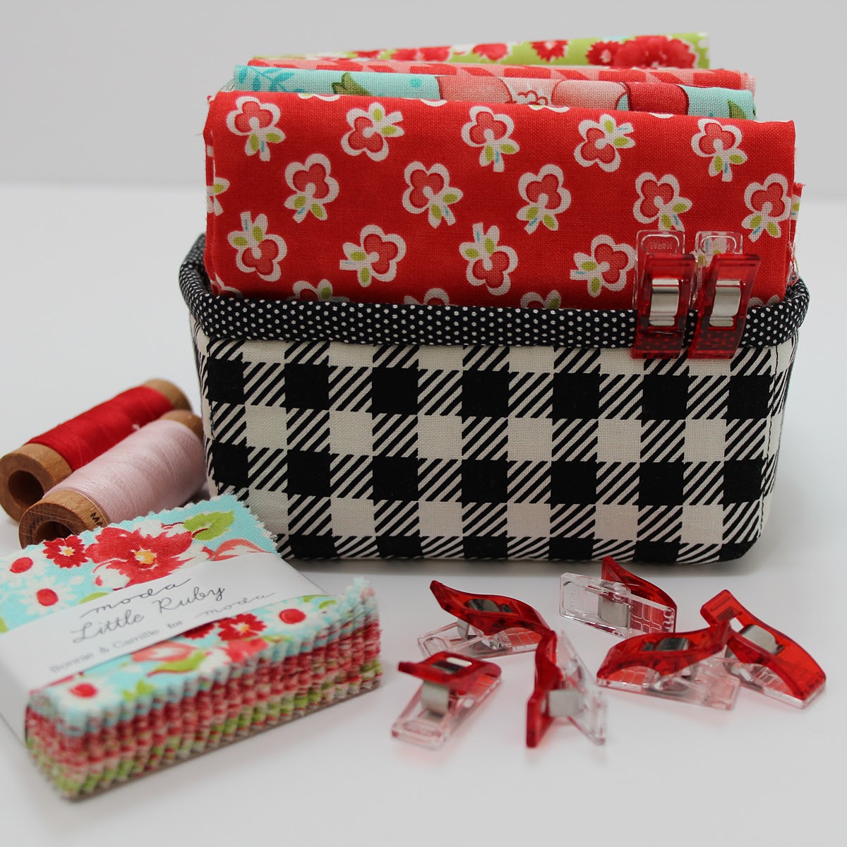 A Bit of Scrap Stuff - Sewing, Quilting, and Fabric Fun: Petit Four Box ...