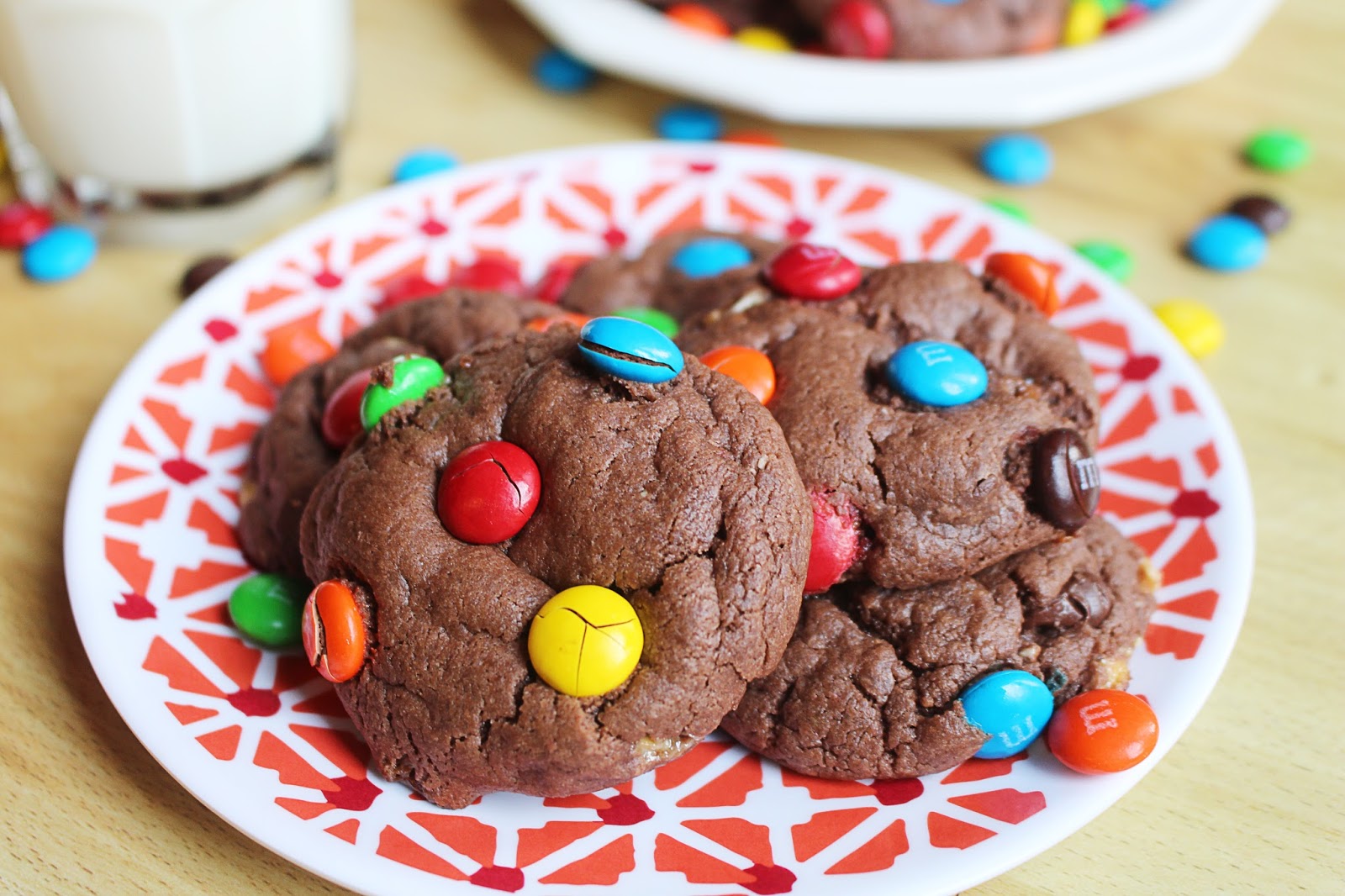 Kylee's Kitchen: Milk Chocolate Candy Cookies