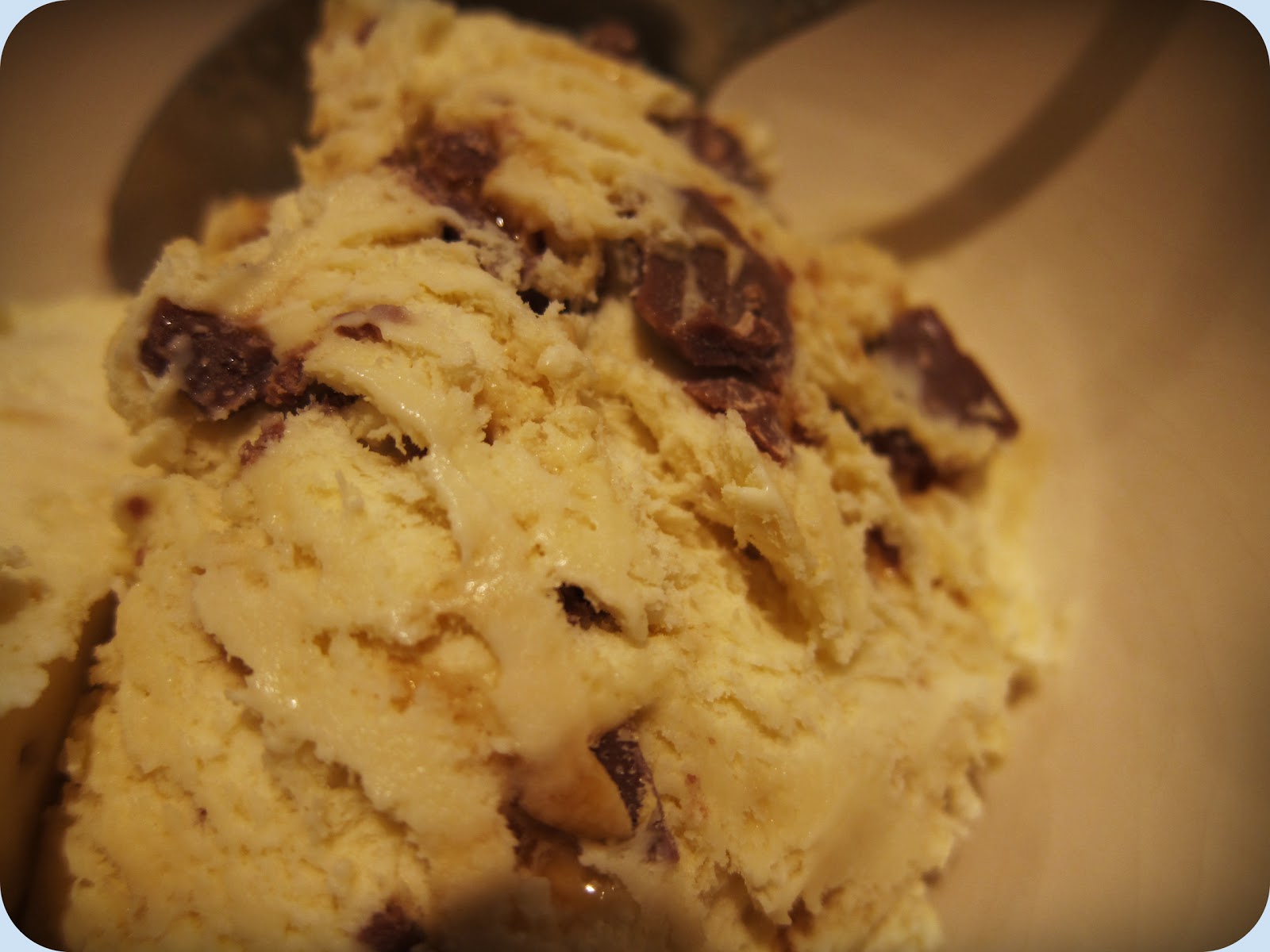 Recipe: Homemade Crunchie Icecream | the adventures of MNMs