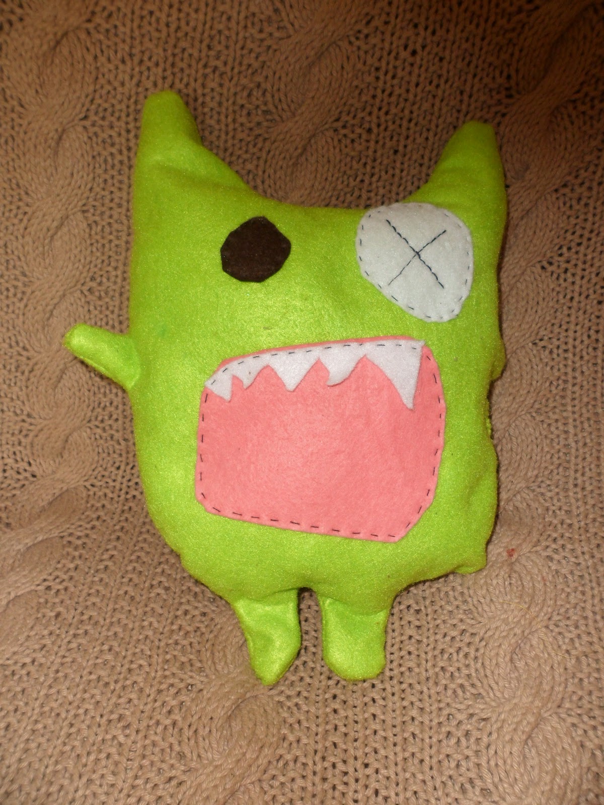 Cobble & Gobble: Monster teddies