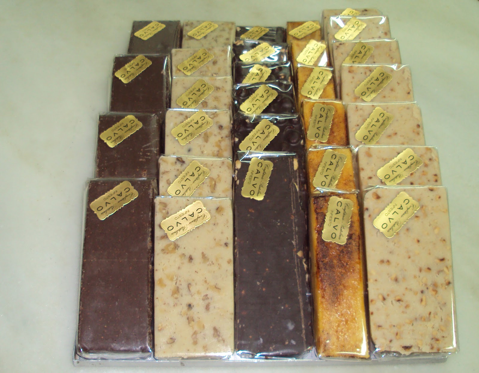 Confitería CALVO: Turrones.