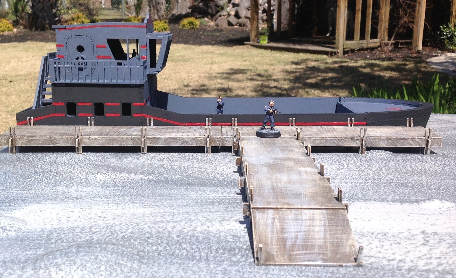 Miros' Games: 28mm Cargo Ship and Jetty