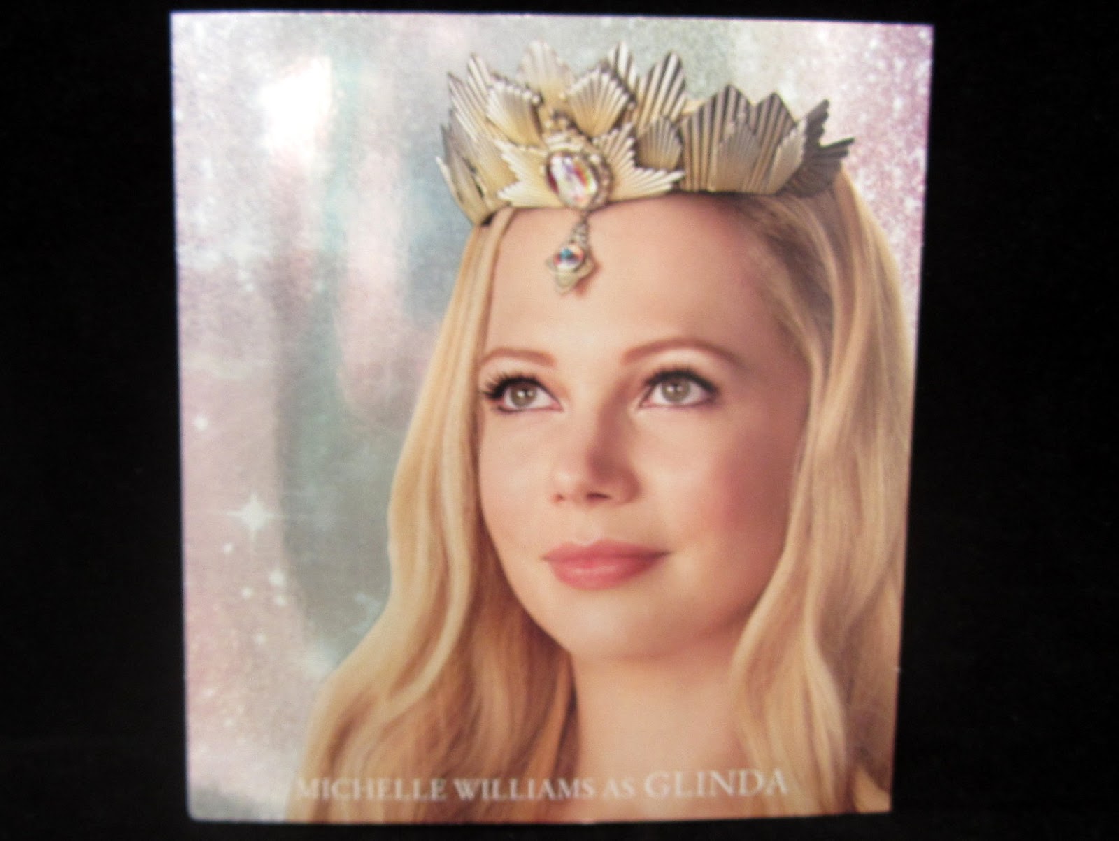 Lacquered Lover: Urban Decay Oz The Glinda Palette Swatches and Review!