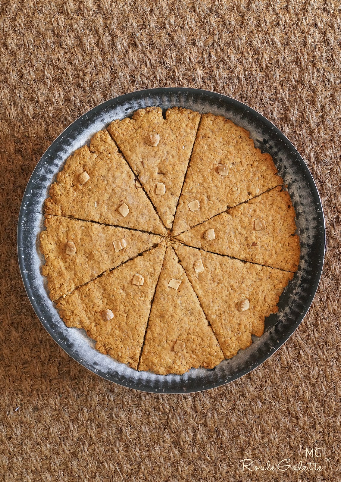 Roule Galette*: Biscuit géant* All Bran© - pomme & flocons d'avoine