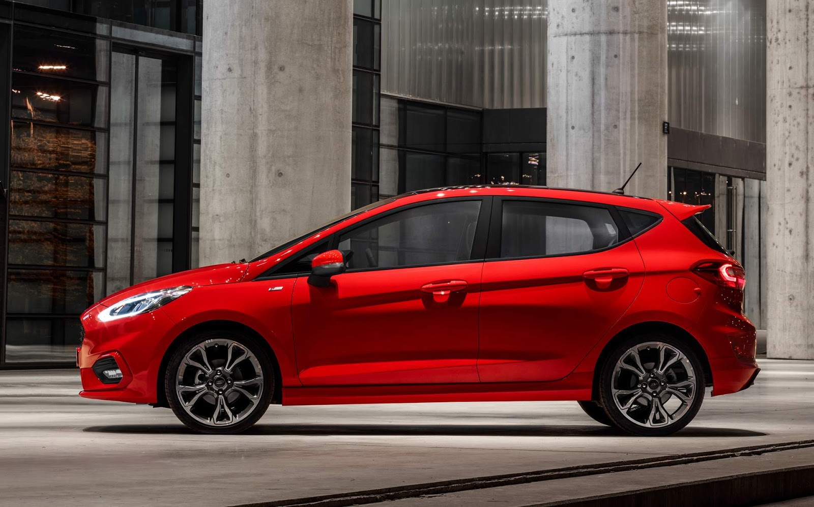 Novo Ford Fiesta ST 2018: vídeo e especificações oficiais