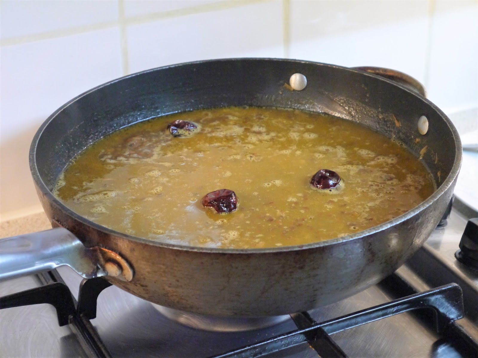 This Muslim Girl Bakes: Brown Daal.