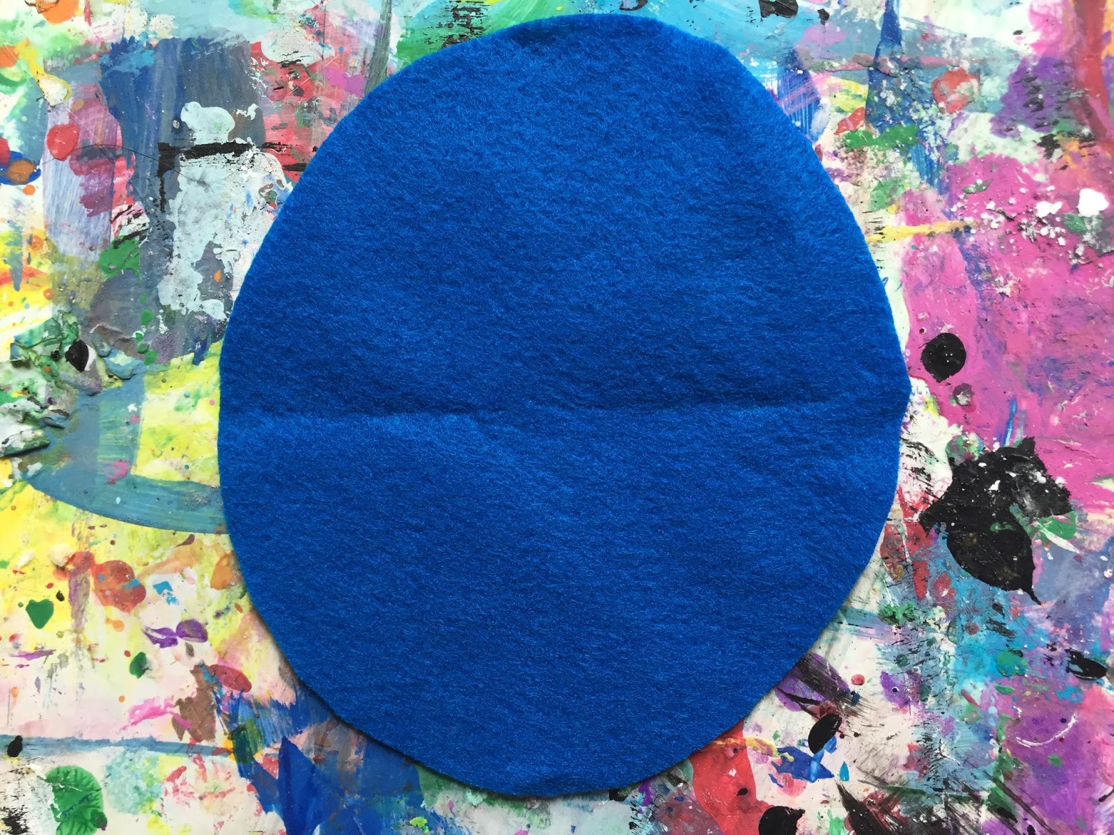 Mini Monets and Mommies: Kids' Math Activity: Beach Ball Felt Fractions